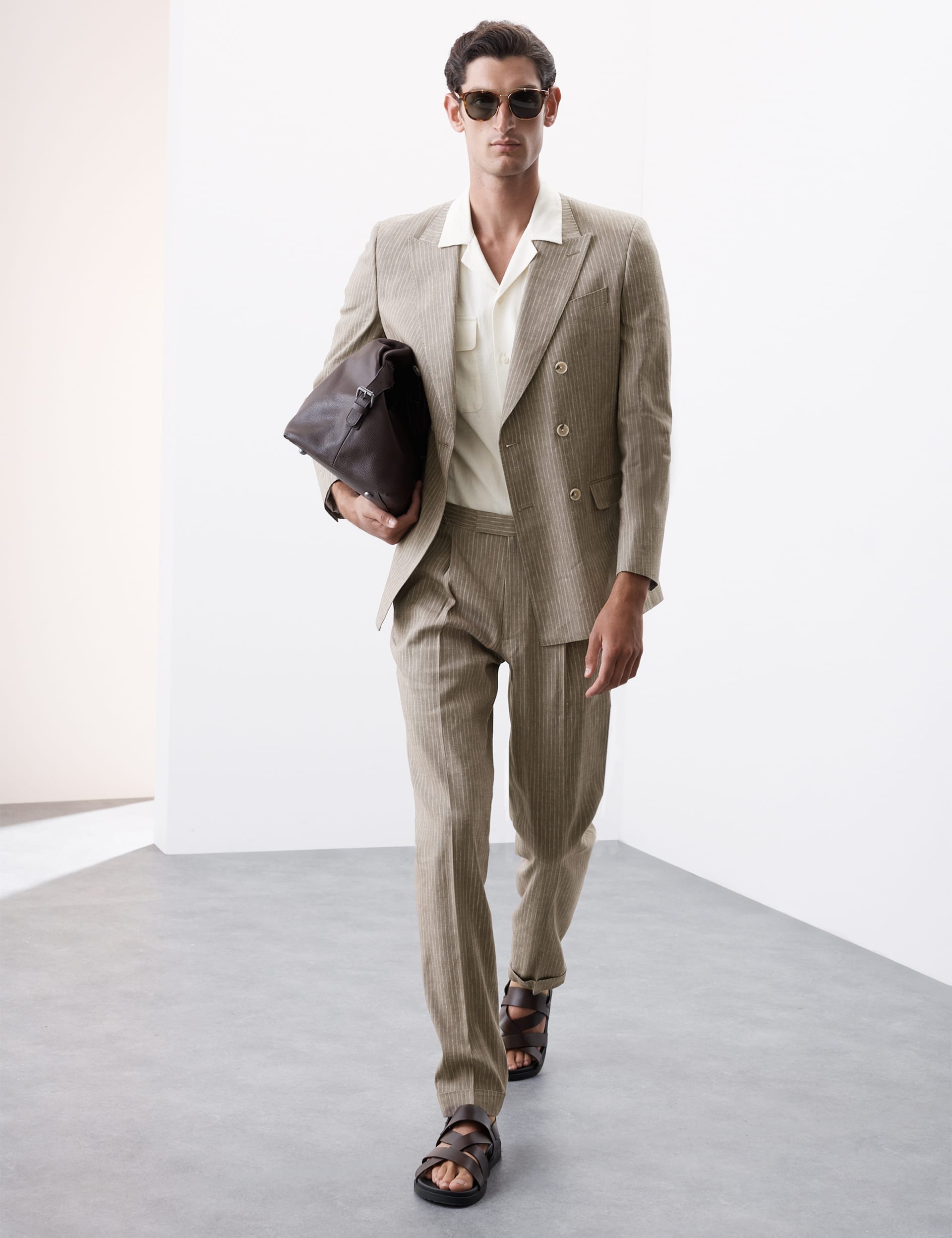 2 Piece Tailored Fit Italian Miracle Linen™ Suit | M&S