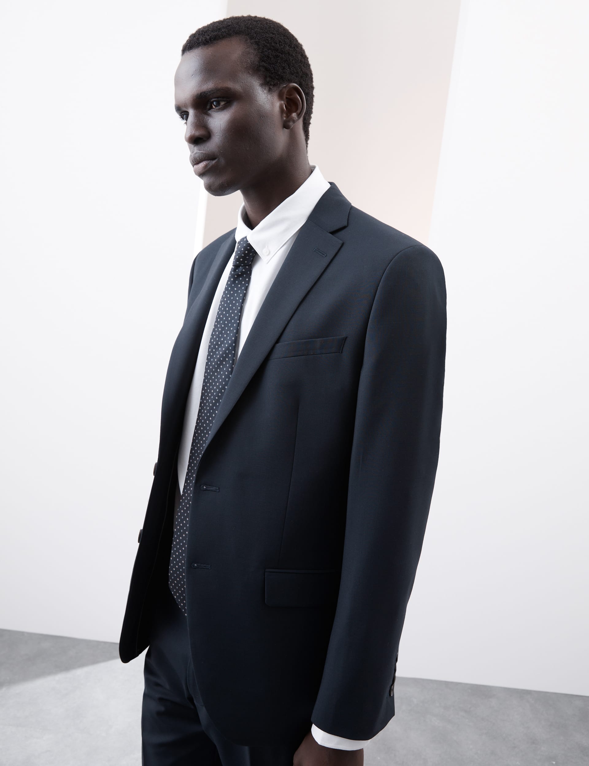 Tailored Fit Performance Suit | M&S