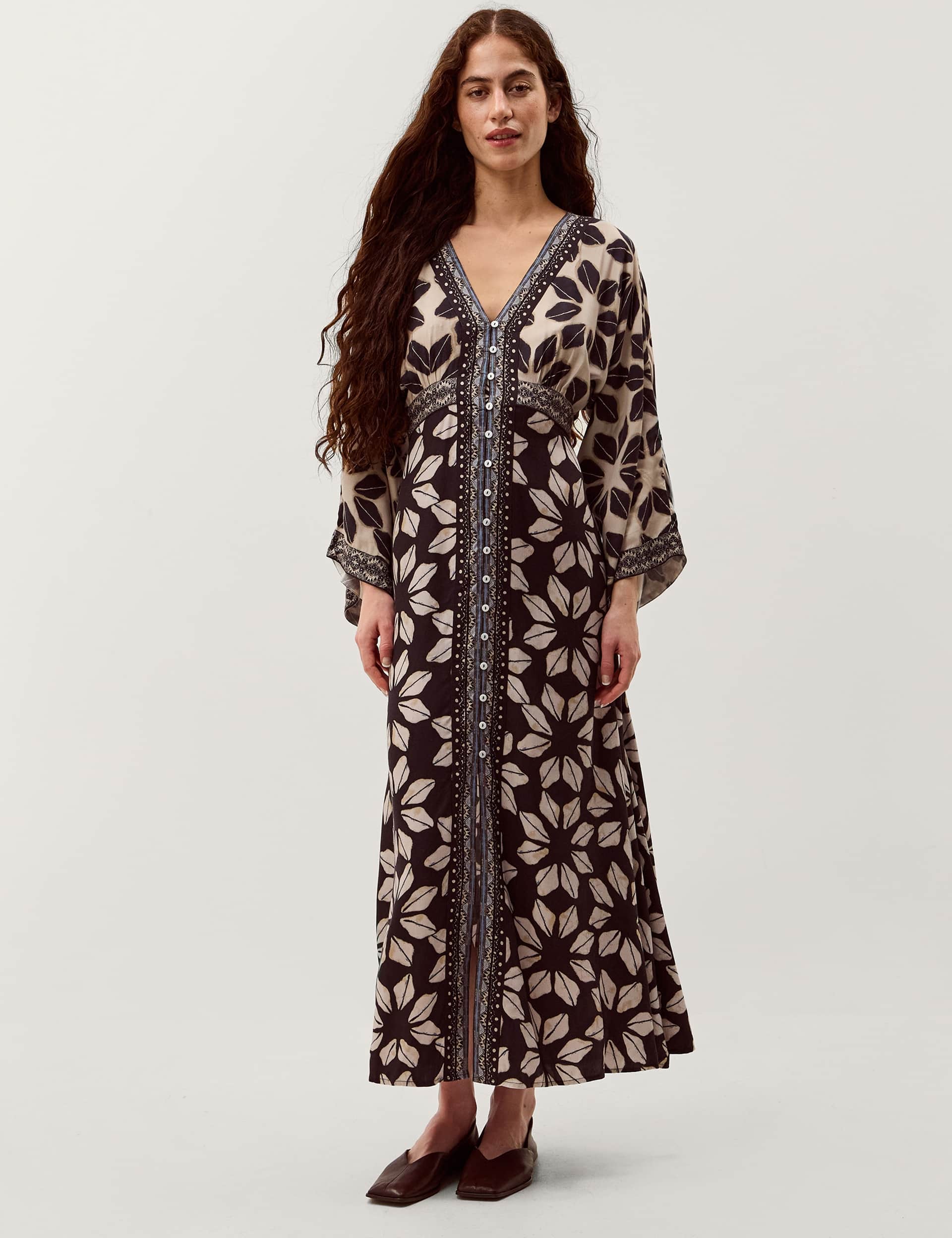 Page 4 - Midi Tea Dresses at M&S