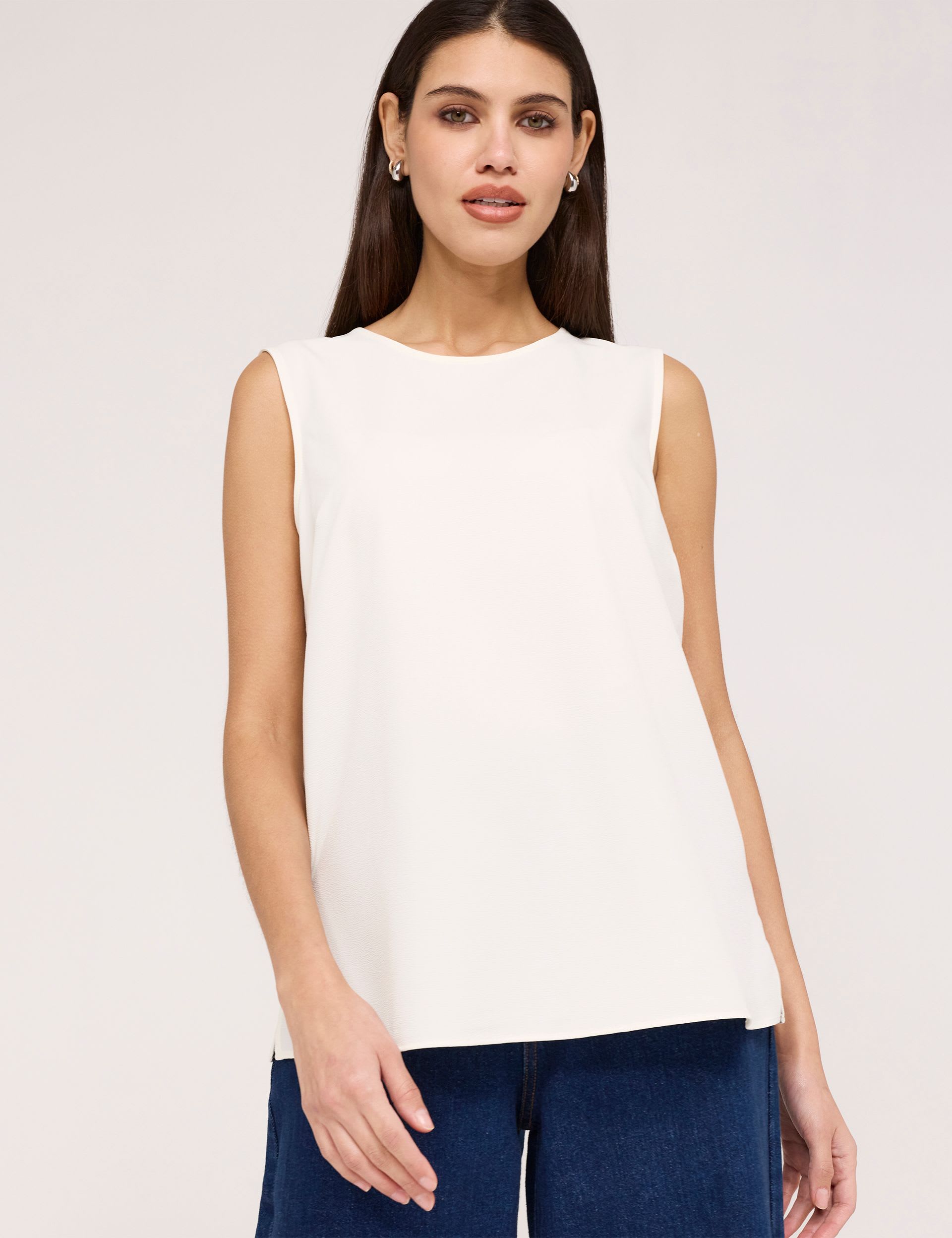 Page 22 - Women’s Workwear | Women's Officewear at M&S