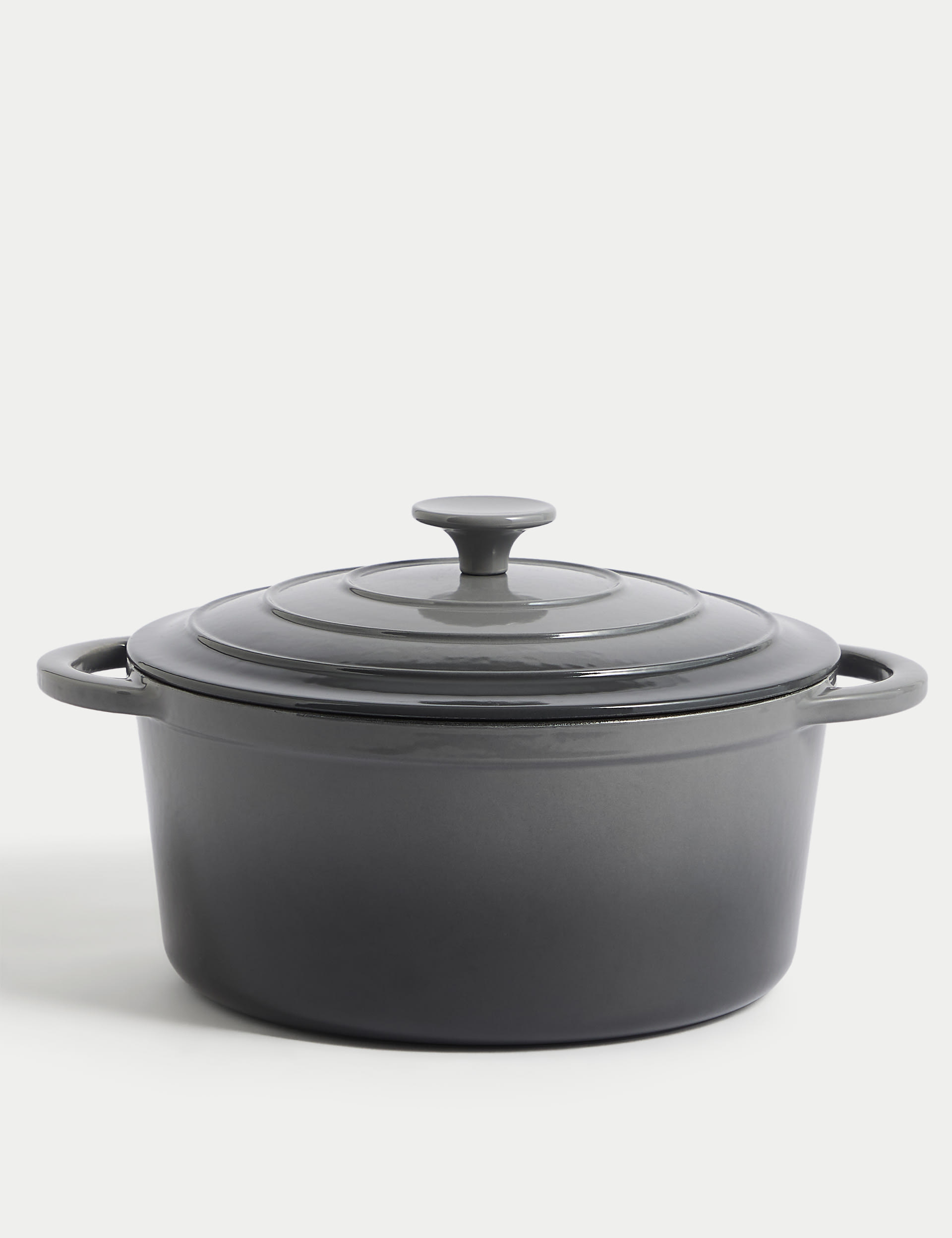 CAST IRON LARGE CASSEROLE DISH | M&S