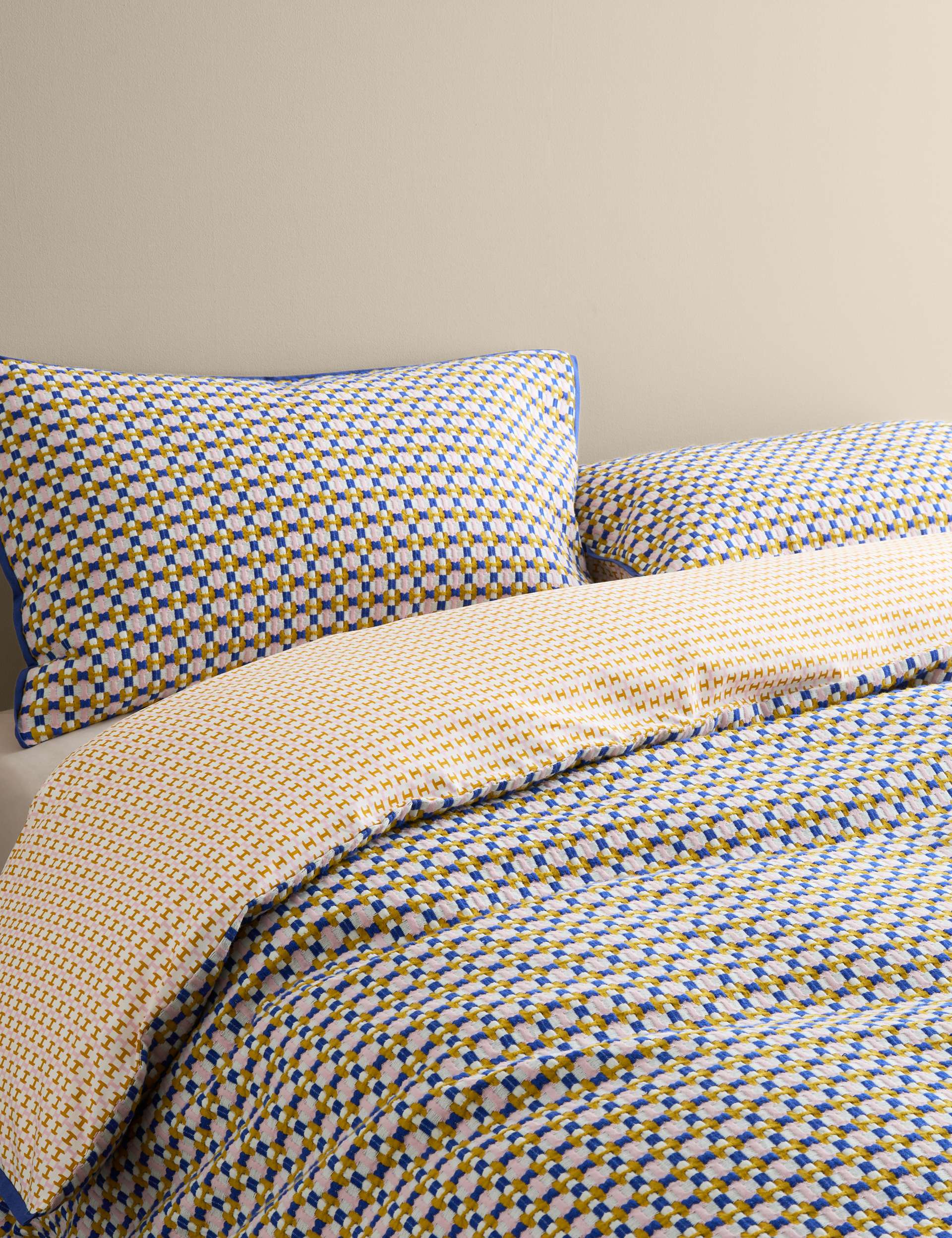 Pure Cotton Bright Waffle Bedding Set | M&S
