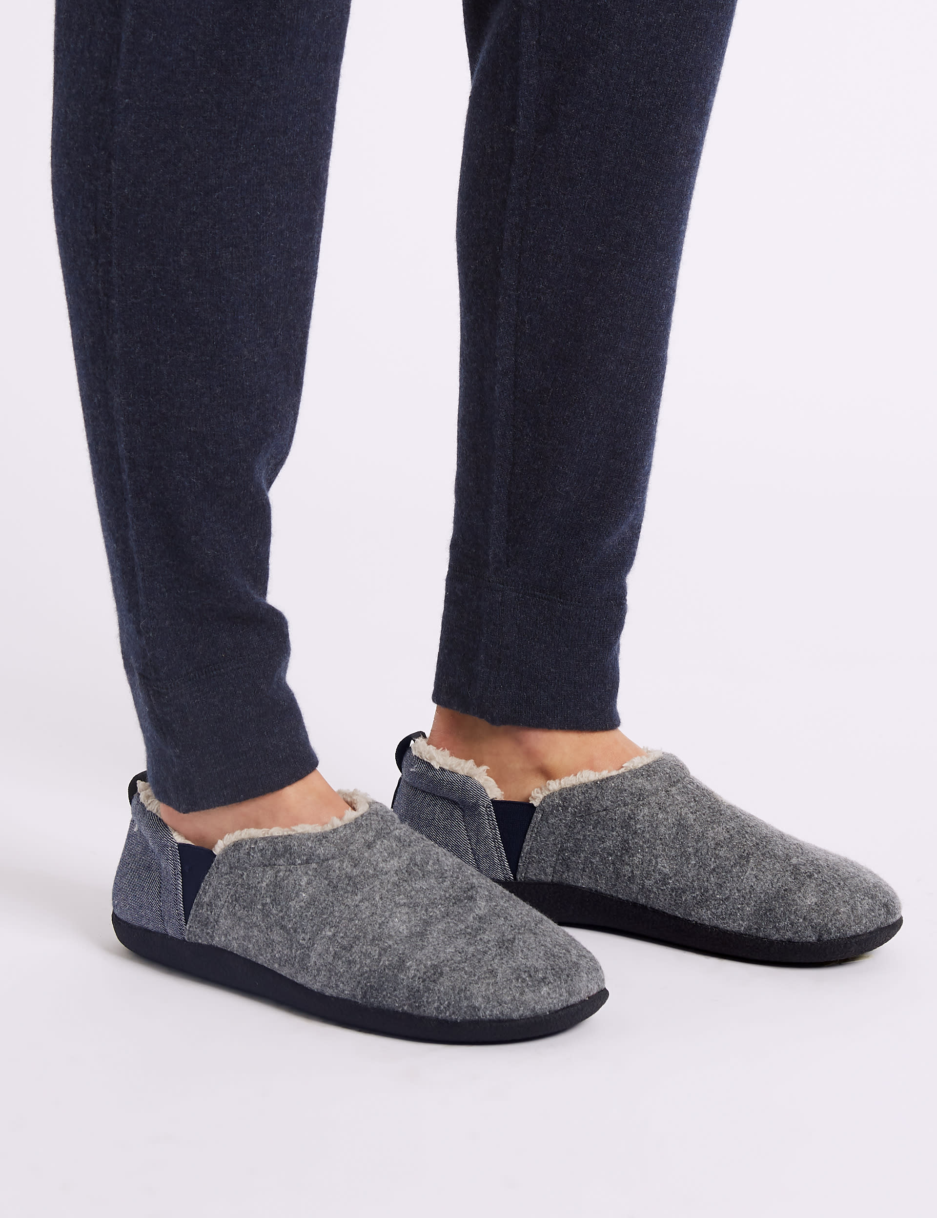 Big & Tall Slippers with Freshfeet™ | M&S Collection | M&S