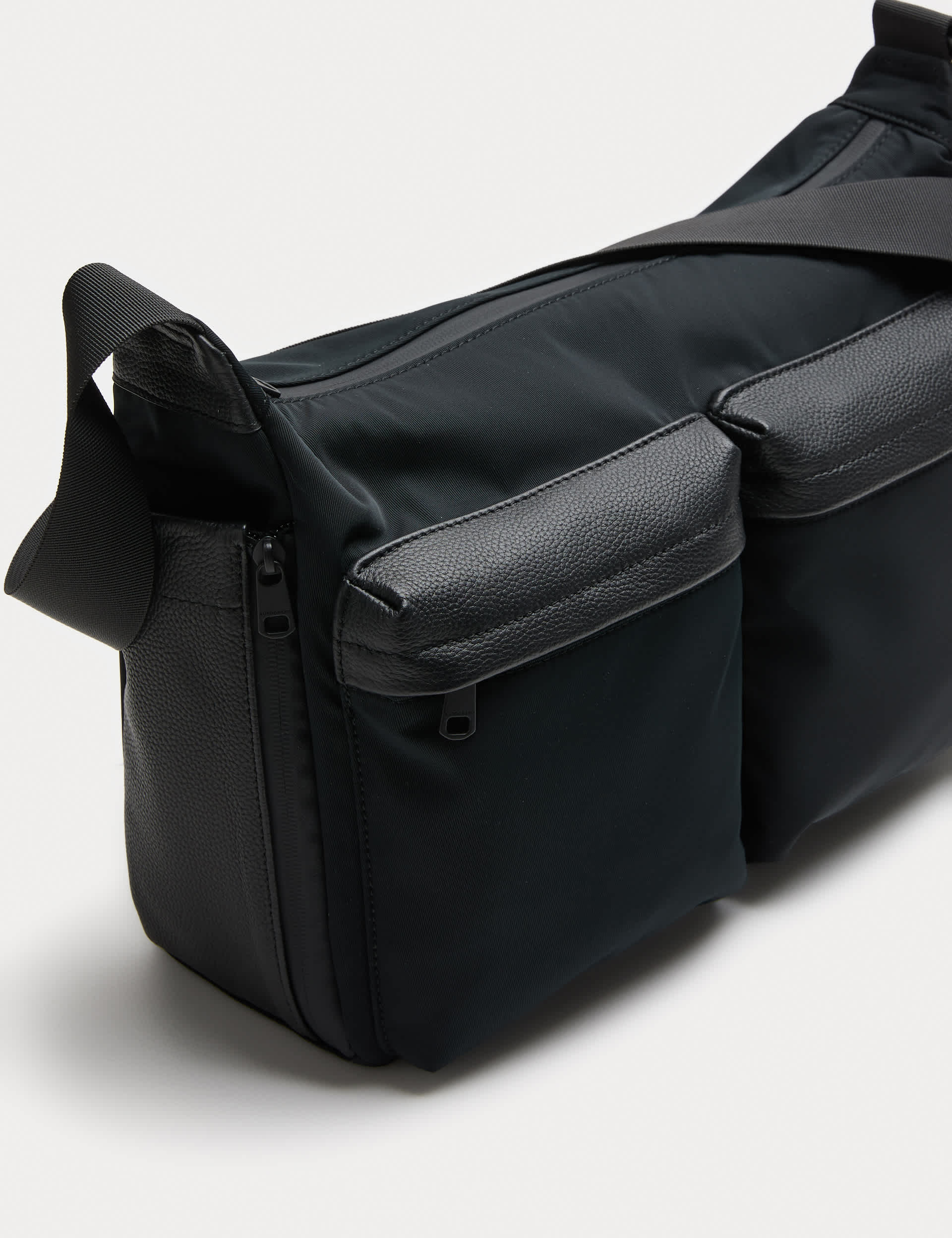 ADJUSTABLE MESSENGER BAG | AUTOGRAPH | M&S
