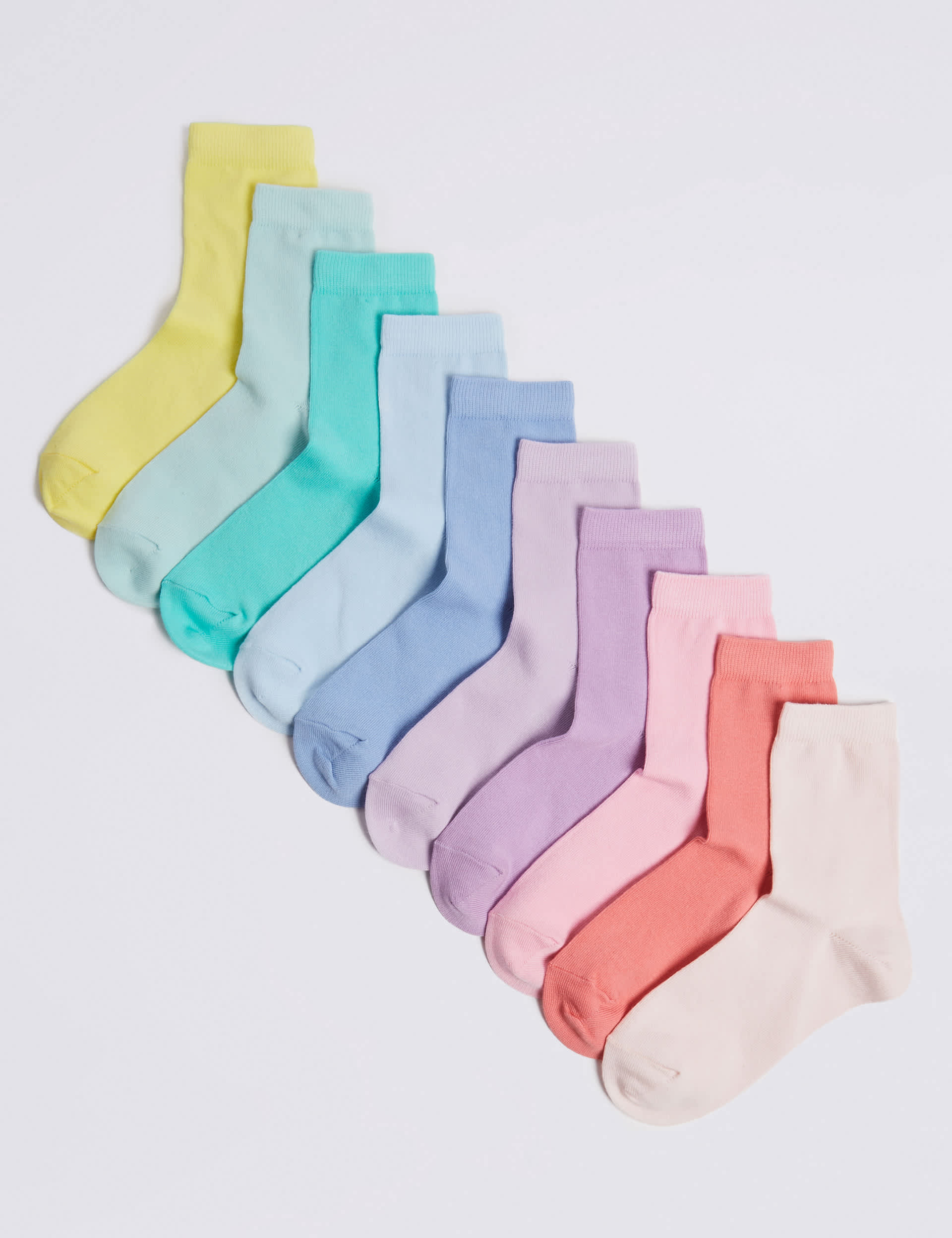 10 Pairs of Pastel Socks | M&S IE