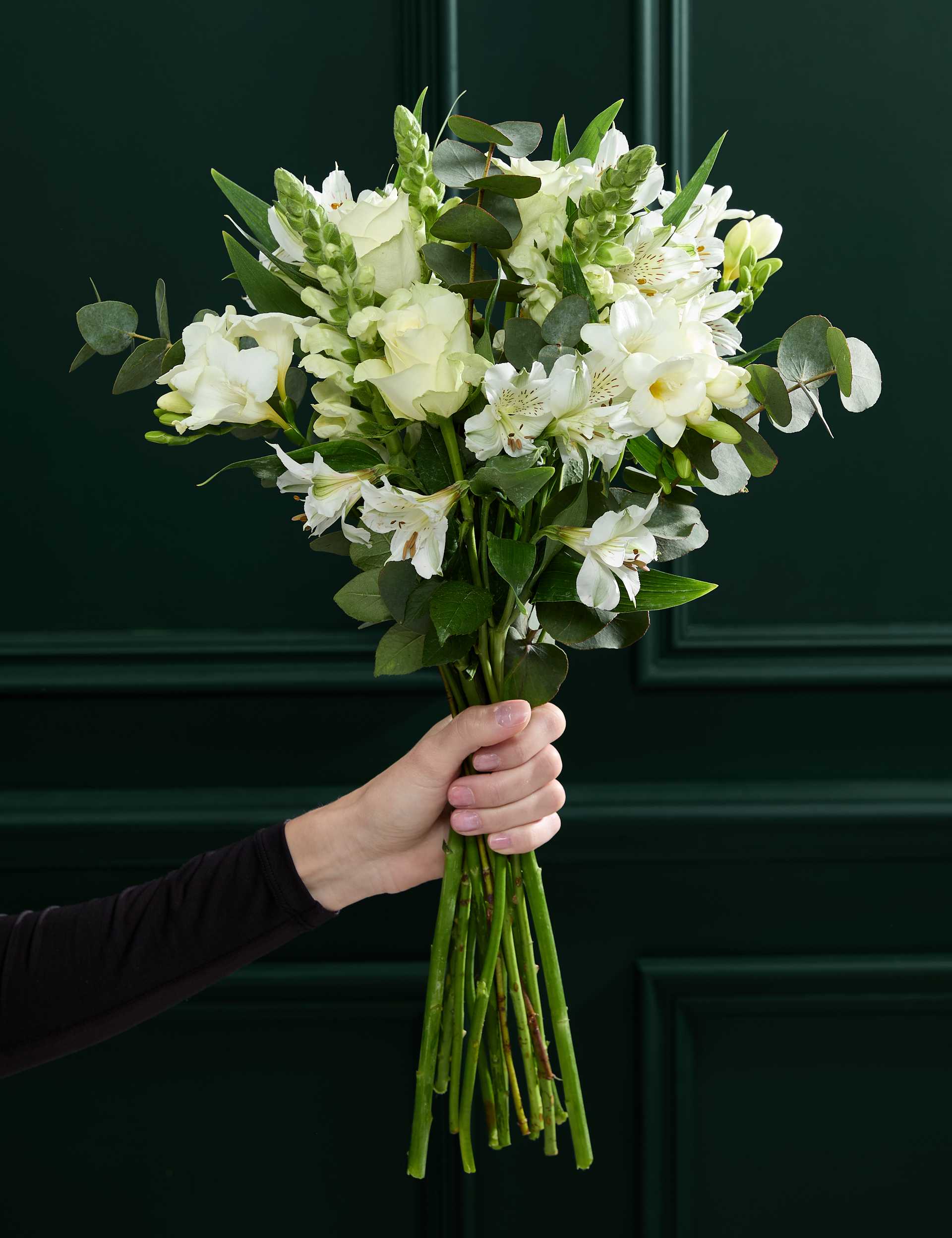 Next-Day Delivery Flowers at M&S