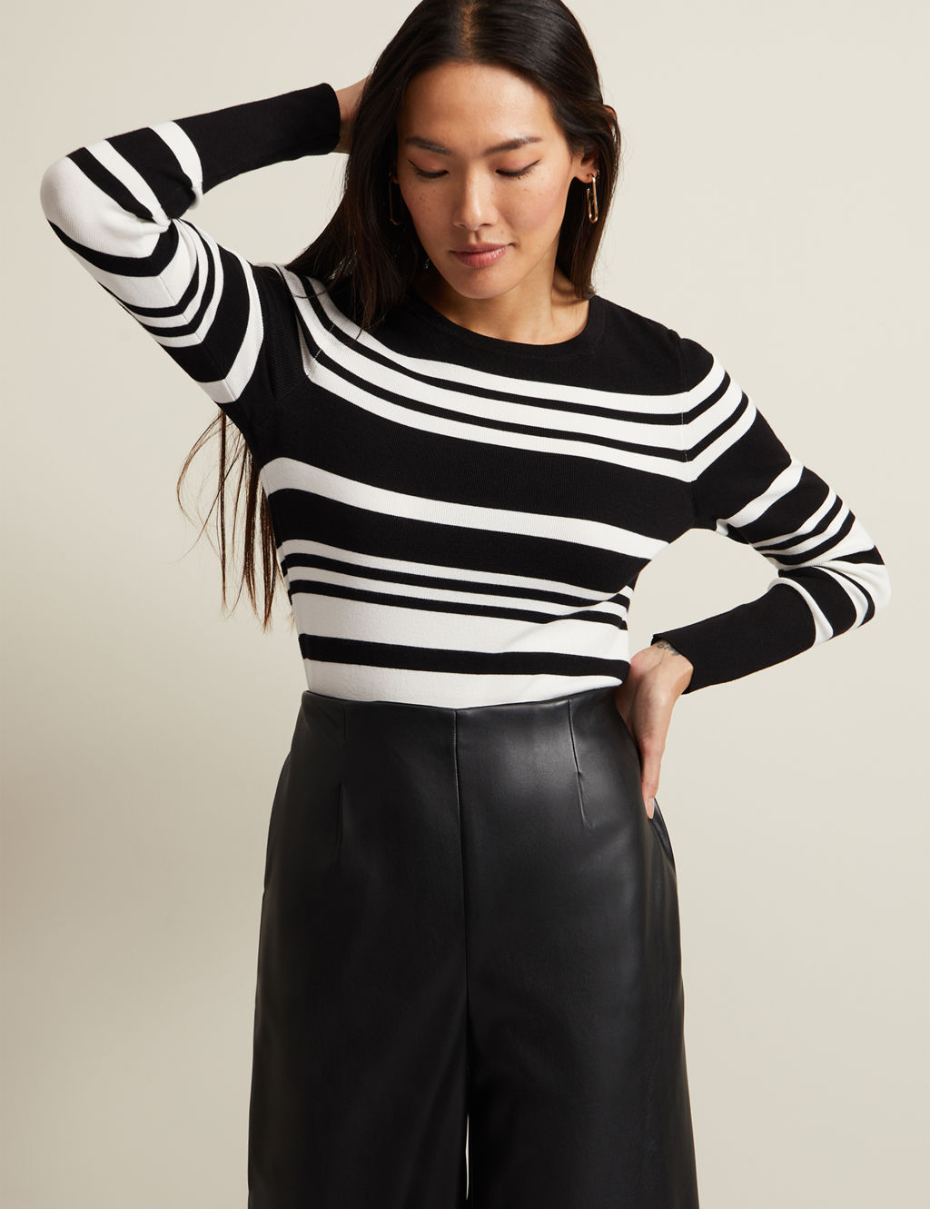 Women’s Round-Neck Jumpers | M&S