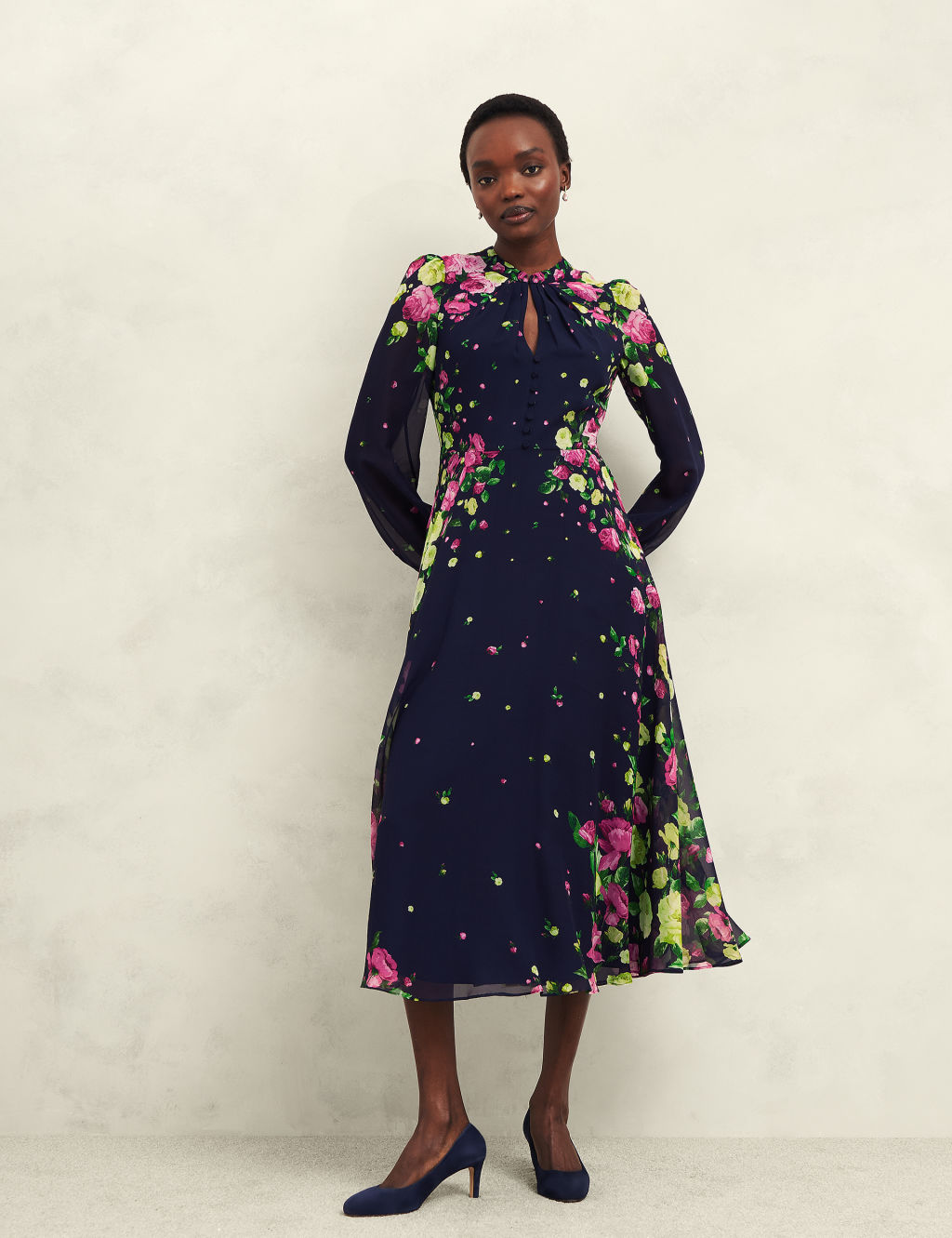 Page 29 - Dresses