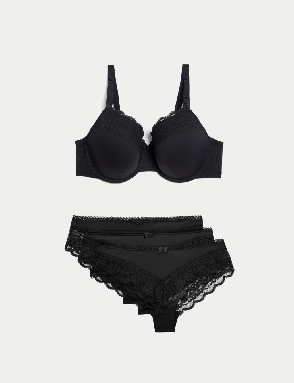 Lace Trim Wired Full Cup Bra Set F+ | M&S