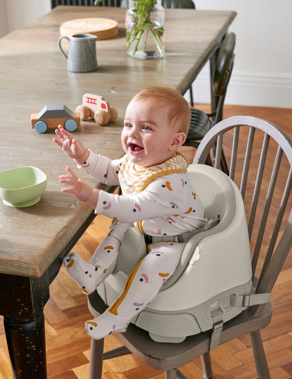 Bug 3-in-1 Floor & Booster Seat | Mamas & Papas | M&S