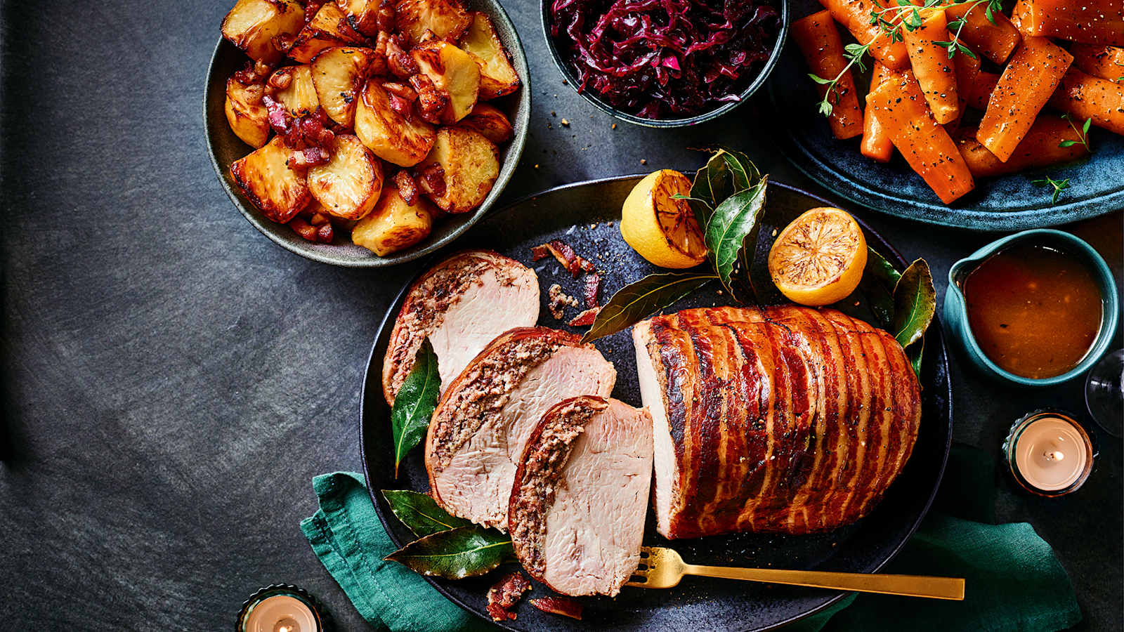 Collection Oakham™ Slow Cooked Turkey & Trimmings (Serves 6 ...