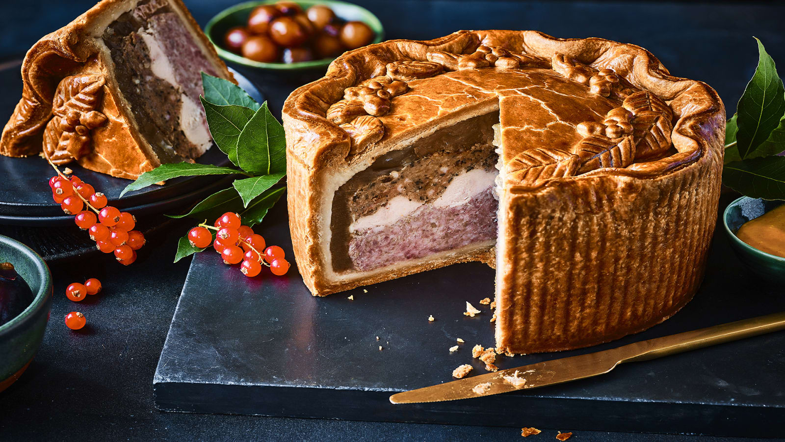 Collection Handcrafted Master Pie-Makers Layered Pie (24 Pieces ...