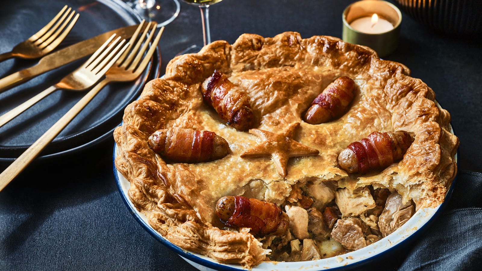 Collection Handcrafted Turkey & Stuffing Pie (Serves 6) | Christmas ...