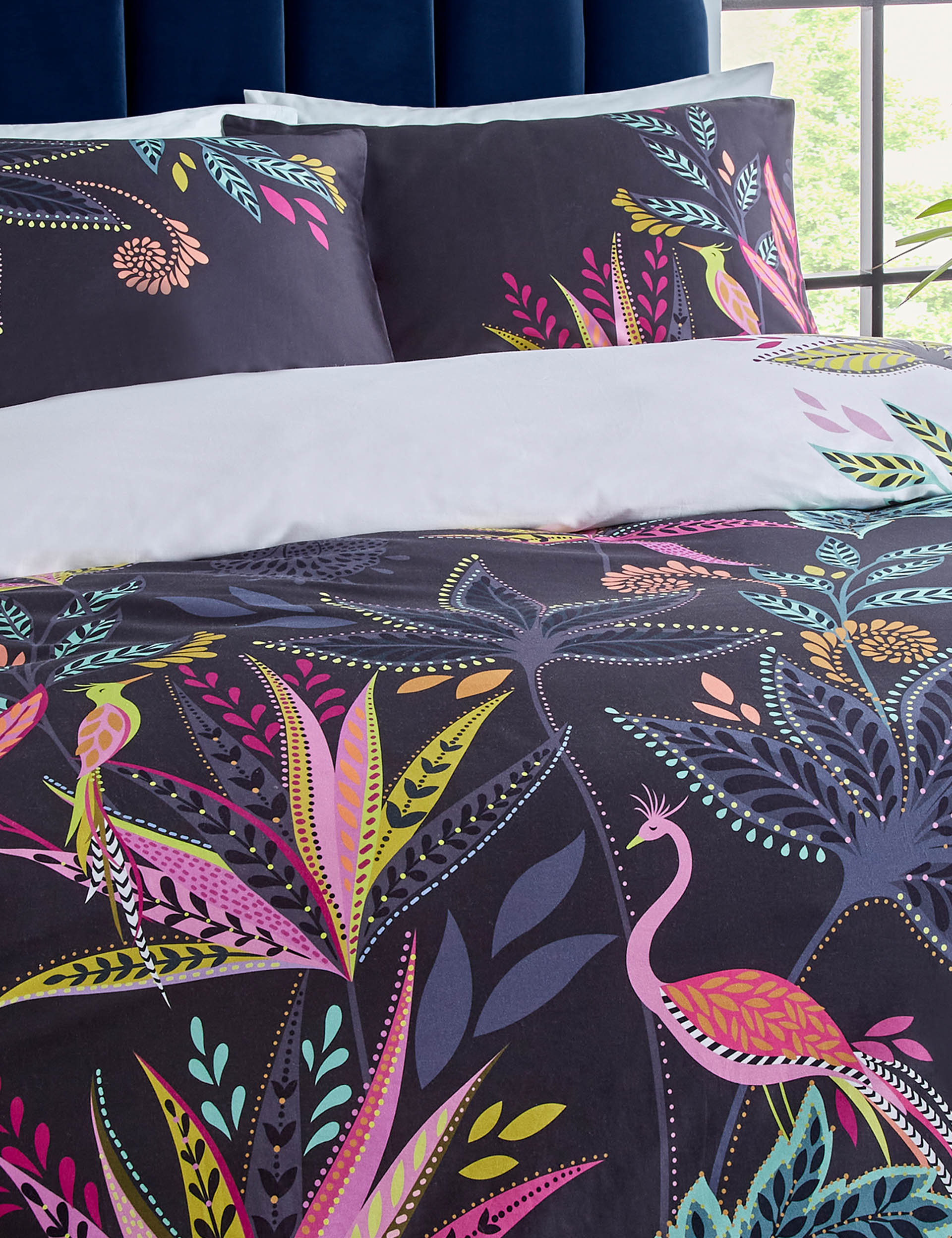 Pure Cotton Sateen Botanic Paradise Bedding Set | Sara Miller | M&S