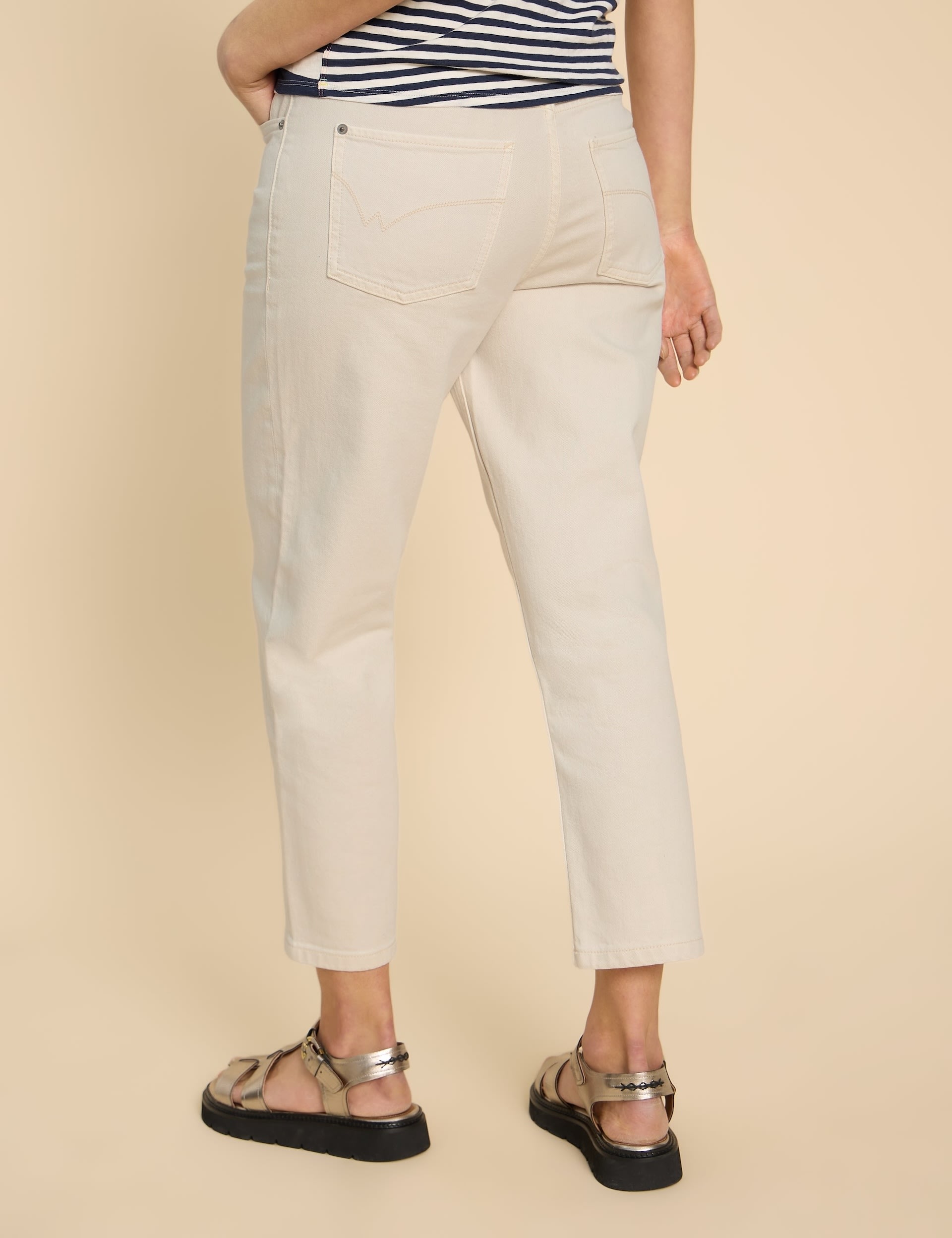 Charlie Mid Rise Straight Leg Cropped Jeans | White Stuff | M&S