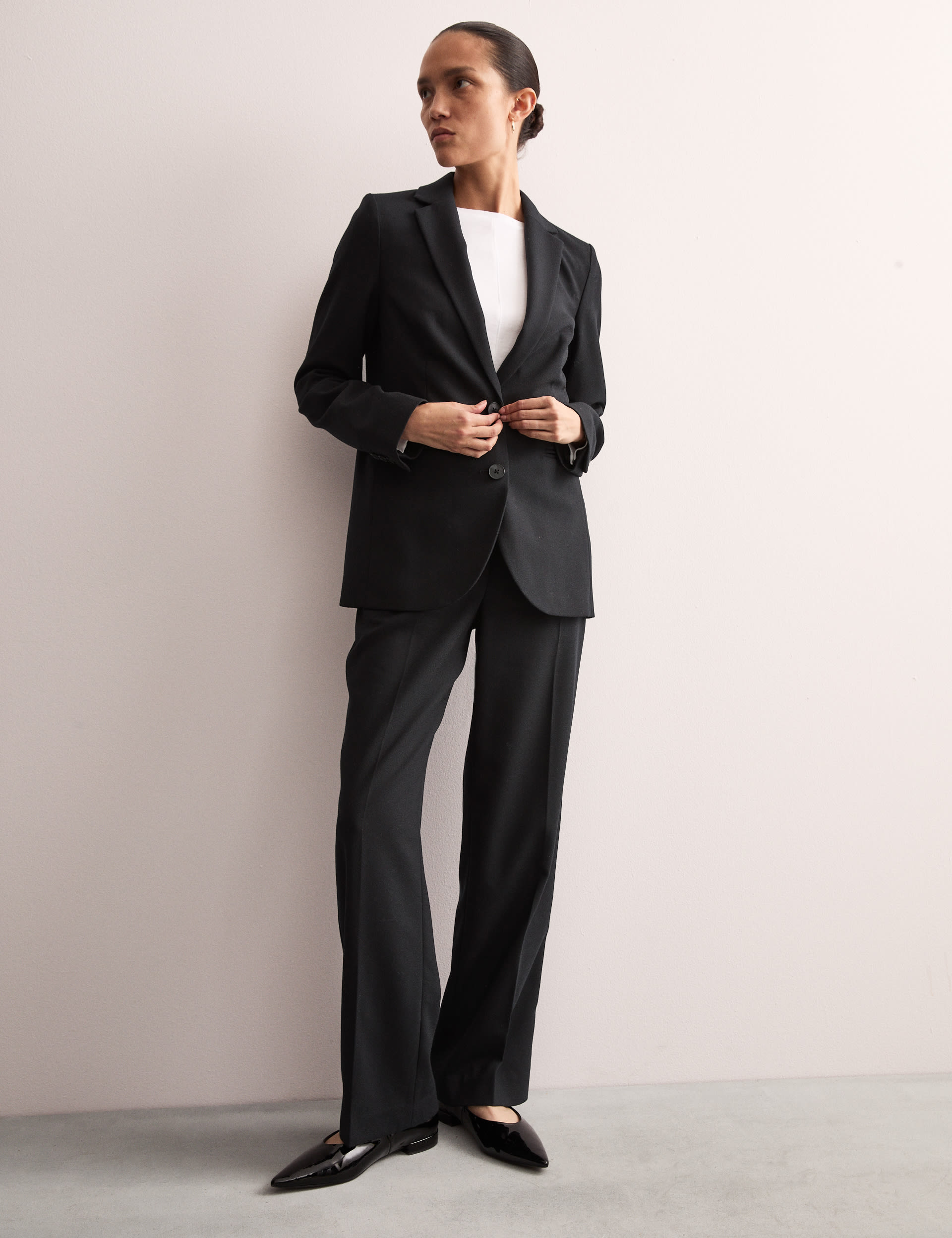 Pure Wool Crepe Single Breasted Blazer | JAEGER | M&S