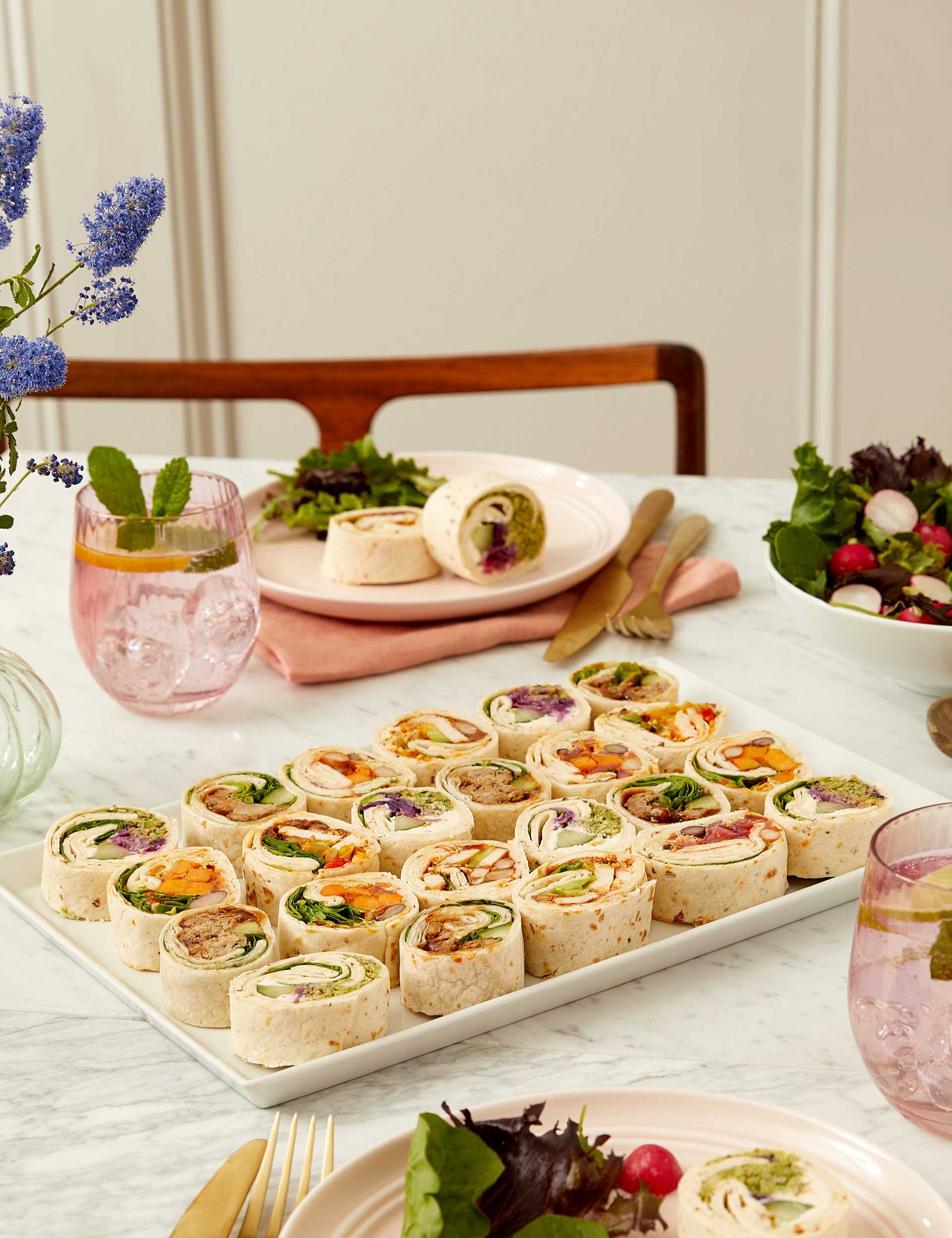 Party Mini Wrap Slices (20 Pieces) | M&S