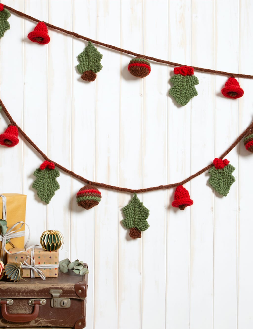 Christmas Garland Knitting Kit | Wool Couture | M&S