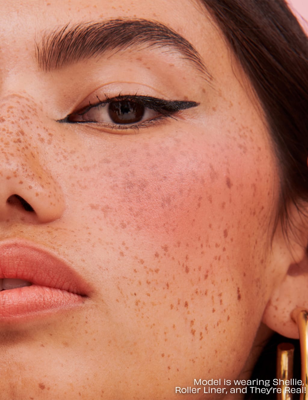 Limited Edition Lookin’ Crisp Makeup Gift Set - Worth £150 | BENEFIT | M&S