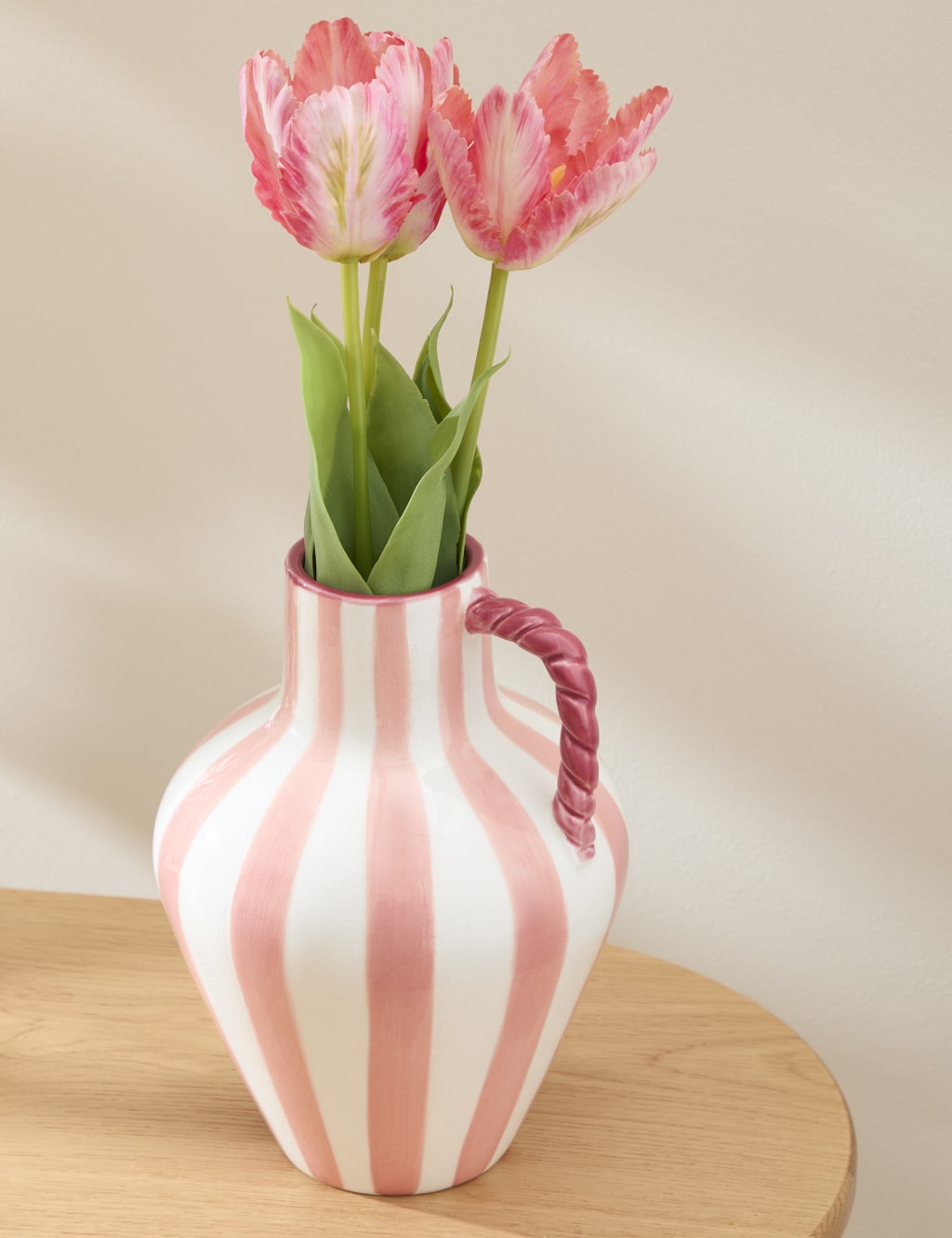 Pink vase store