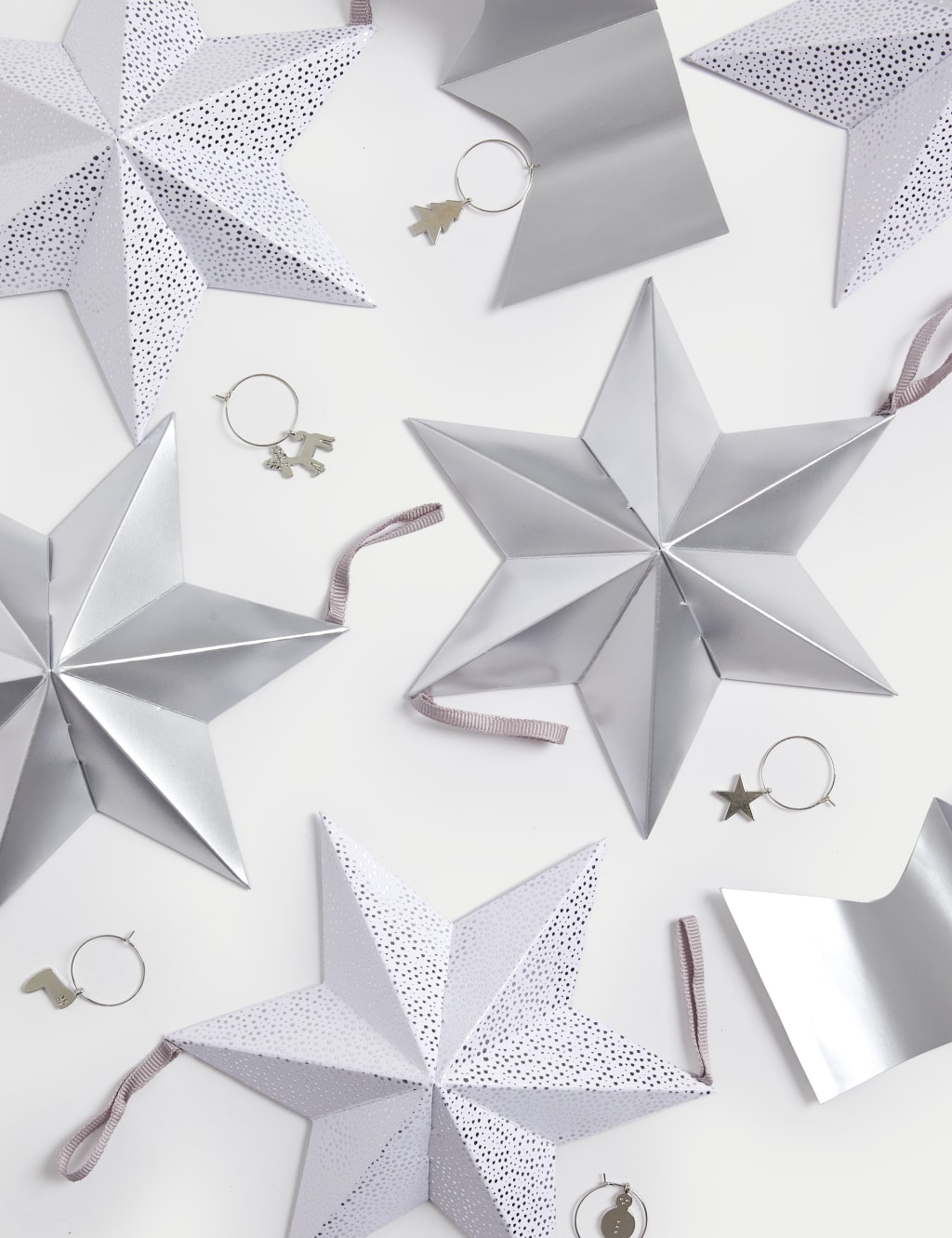 6 Star-Shaped Christmas Crackers - Silver & White Design | M&S