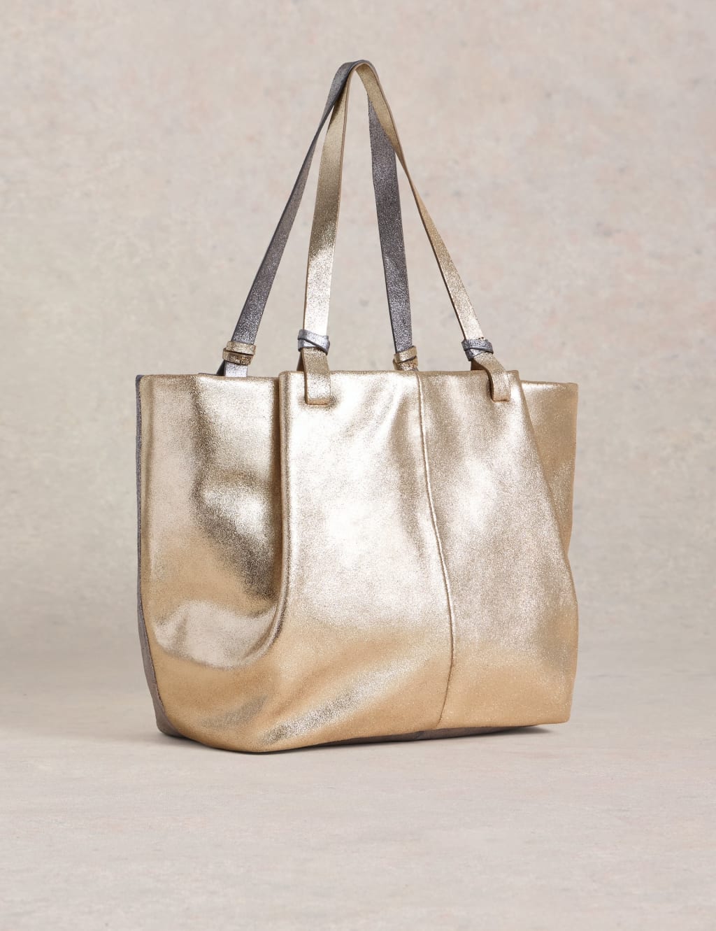 Metallic tote bag store