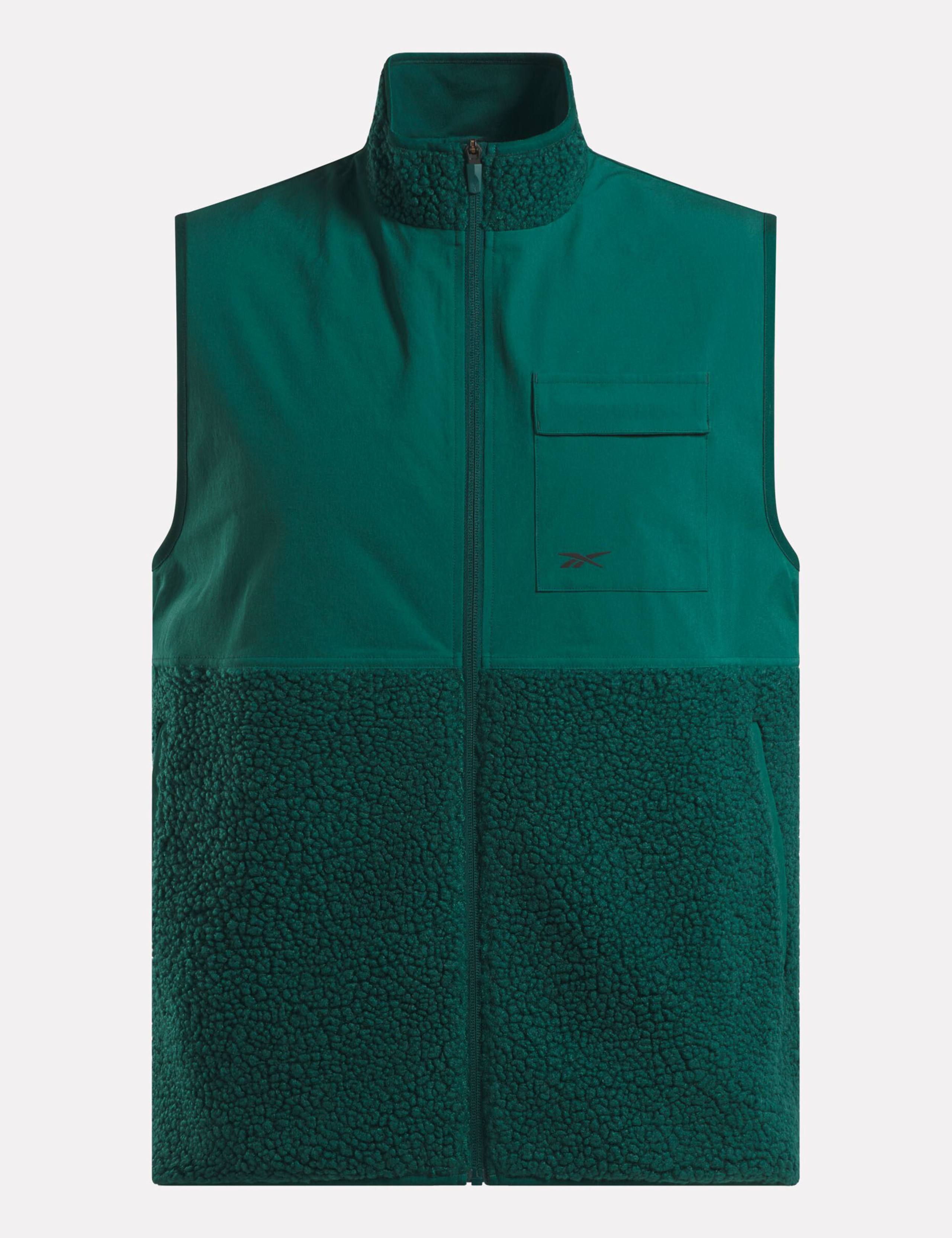 Active Collective SkyStretch Gilet | Reebok | M&S