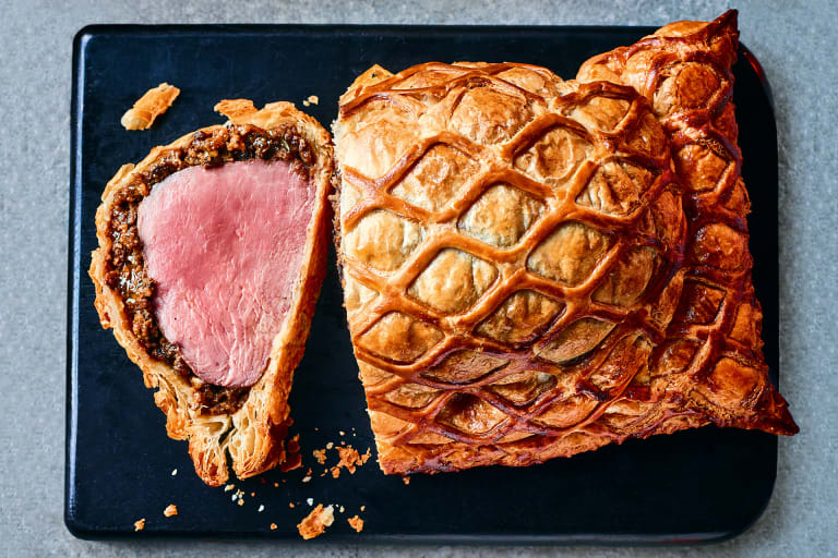 Collection British Beef Fillet Wellington (Serves 4) | M&S