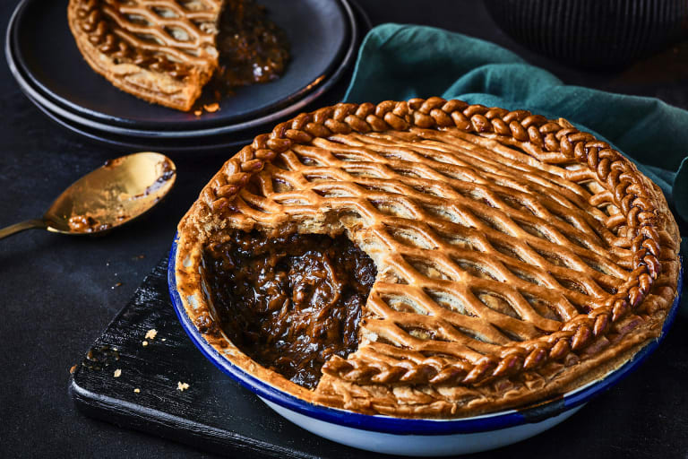 Collection Wagyu Beef Pie (Serves 6) | M&S